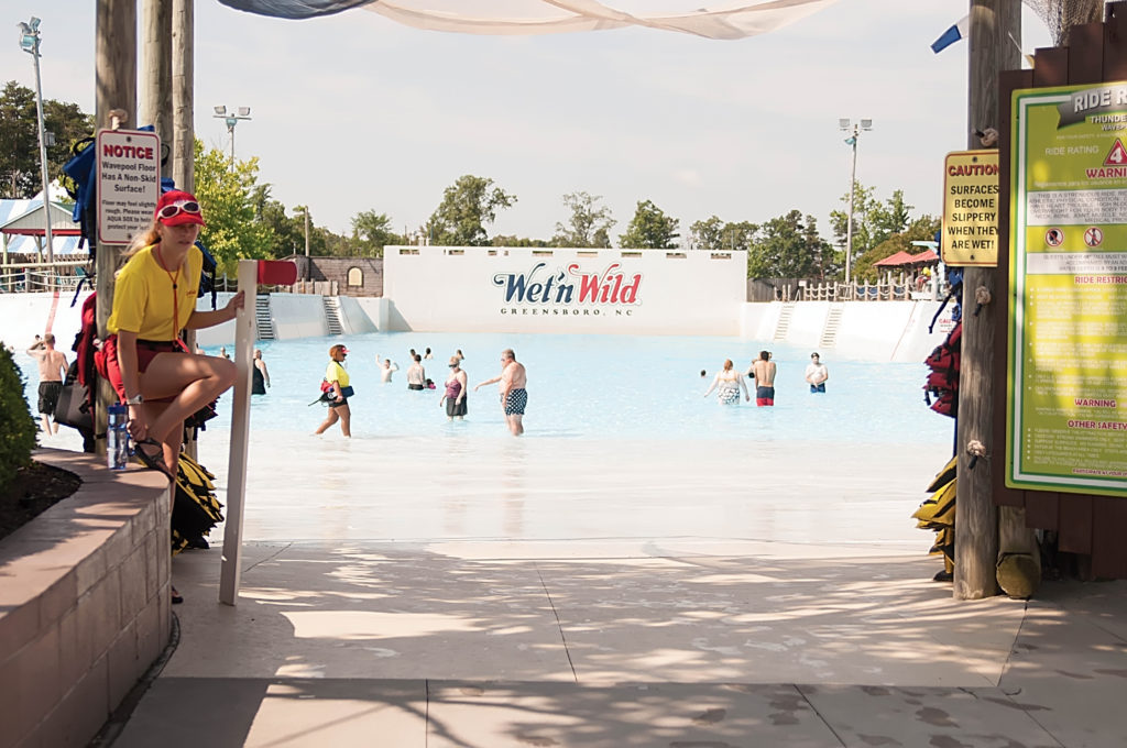 15 Tips for visiting Wet 'n Wild Emerald Pointe - This Crafty Mom